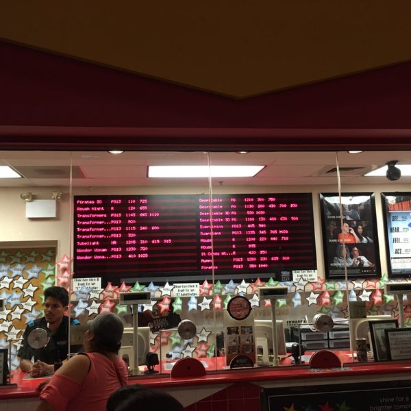 Regal Brooklyn Center Stadium 20 (Now Closed) - 21 tips