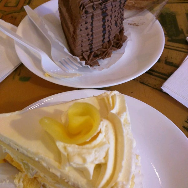 Bravo Cafe and Bakery - Bakery in Summit Hill