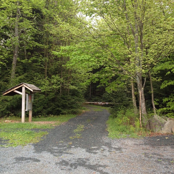 Dyken Pond Environmental Center - Hiking Trail