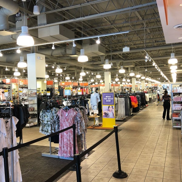 Last Call by Neiman Marcus - Department Store in Sawgrass Mills