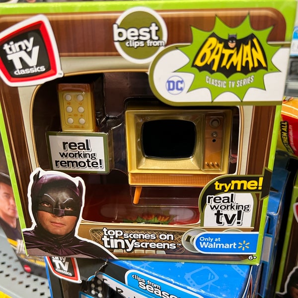 Walmart Supercenter - Newhall - 27 tips from 2092 visitors