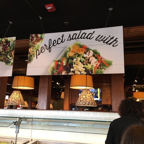 Ruby Tuesday - American Restaurant in Clinton