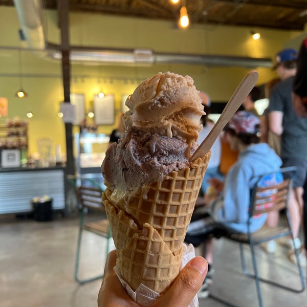 Owowcow Creamery - Ice Cream Parlor in Lambertville