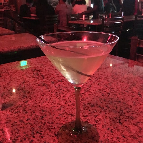 Swerve Grille - Lounge