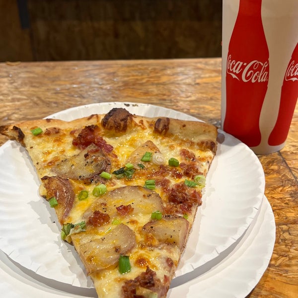 Slices Pizza - Desert Ridge - 8 tips