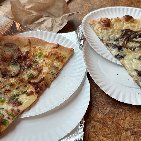 Slices Pizza - Desert Ridge - 8 tips