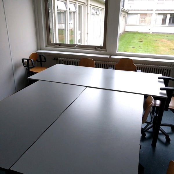 TU/e Paviljoen - College Technology Building in TU-terrein