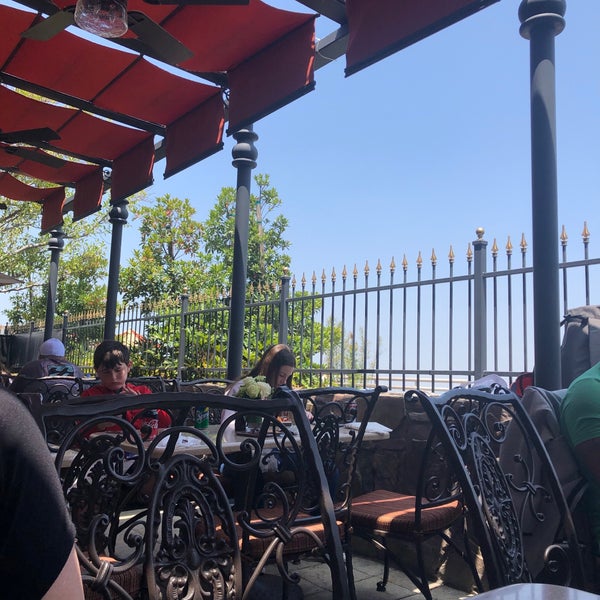 VIP Dining Room - Universal VIP Experience - Restaurant in Universal City