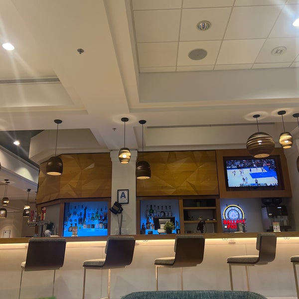 Marriott Hotel Bar - Hotel Bar in San Diego