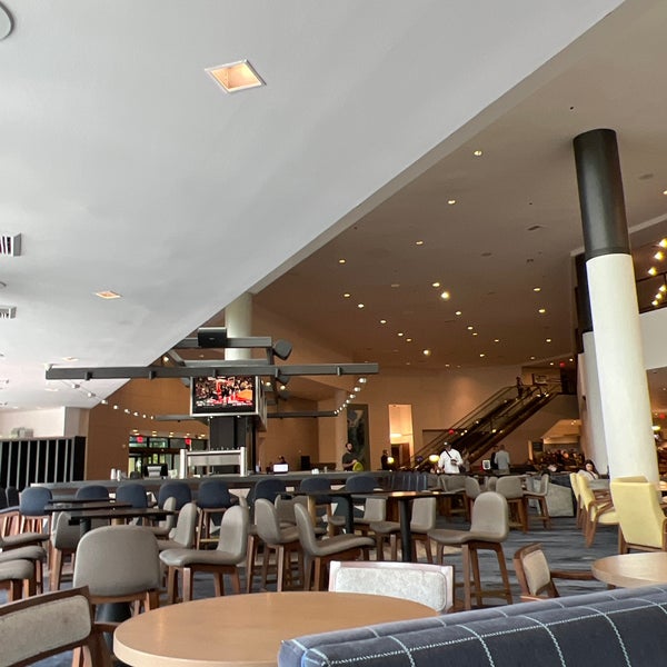 Evolution Café & Bar - 11 tips