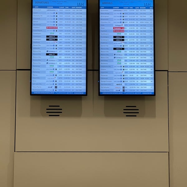 Gate A3 - Airport Gate