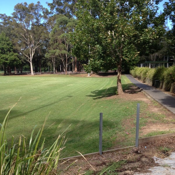 Erina High School - High School in Erina