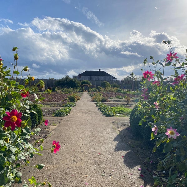 Fort Vancouver Garden - 1001 E. Fifth St.