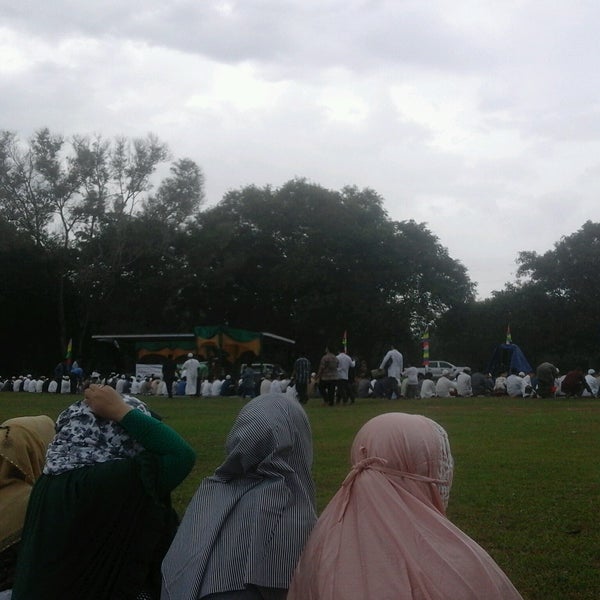 Lapangan bola Masjid Dakwah - Chevron Rumbai Camp