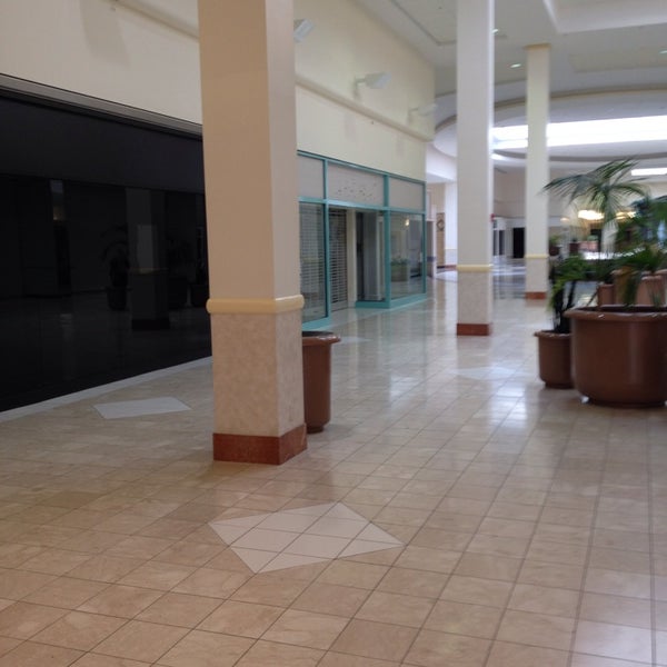 Photos at The Shoppes at Parma - Shopping Mall