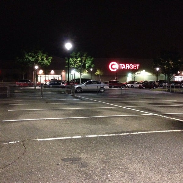 Target - Big Box Store in Commack