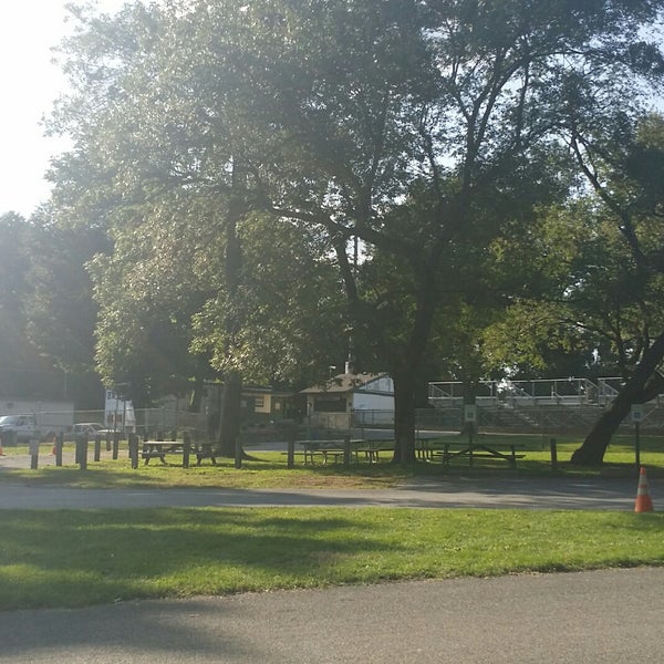 Baynard Stadium - 1 tip from 150 visitors