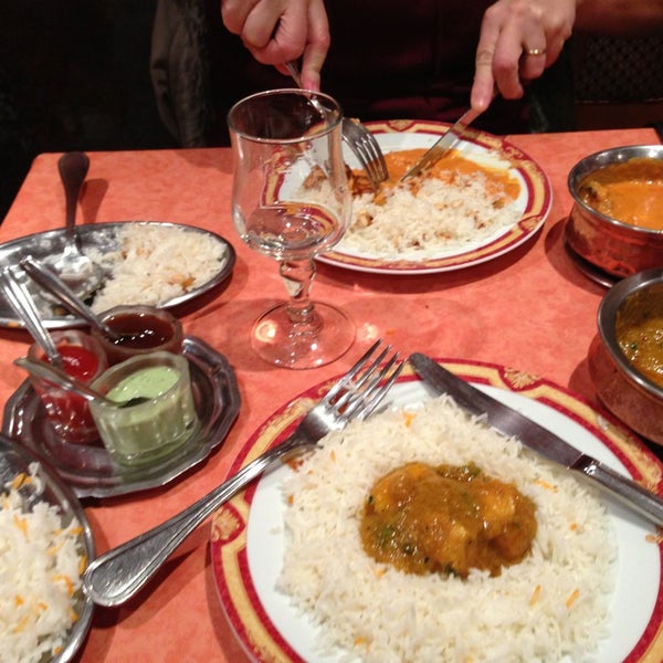 Taj Mahal - Notre-Dame - Versailles, Île-de-France