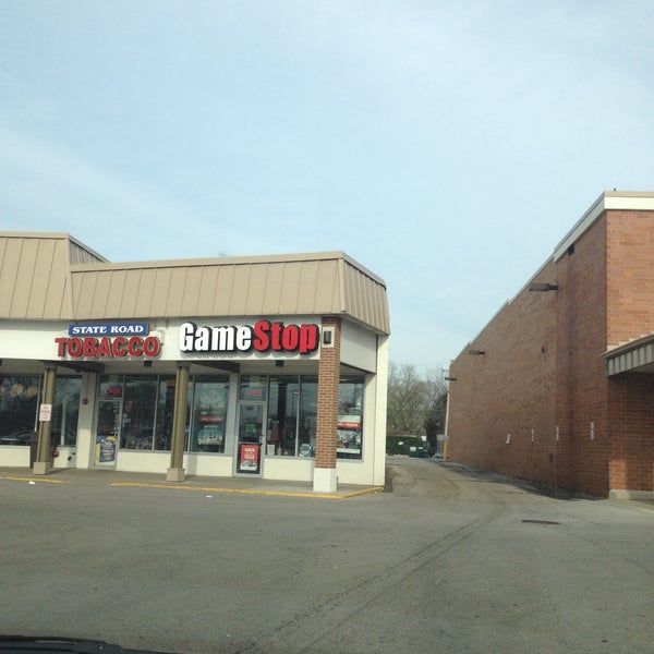 GameStop - 8767 Ridgeland Ave