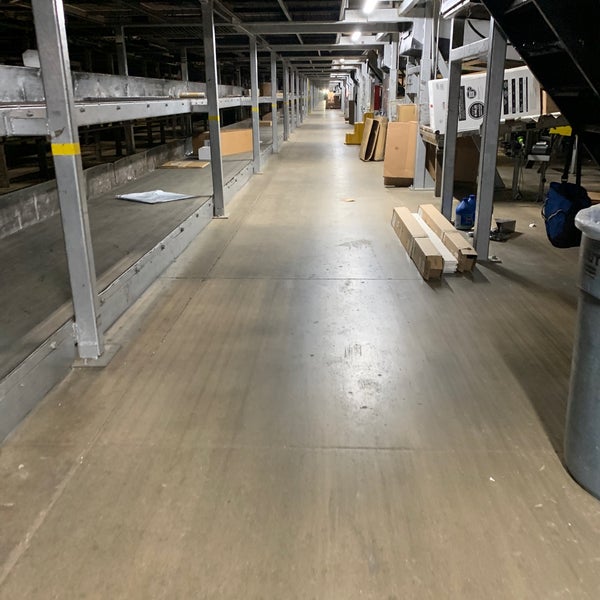 Photos at UPS Chicago Area Consolidation Hub - 11 tips
