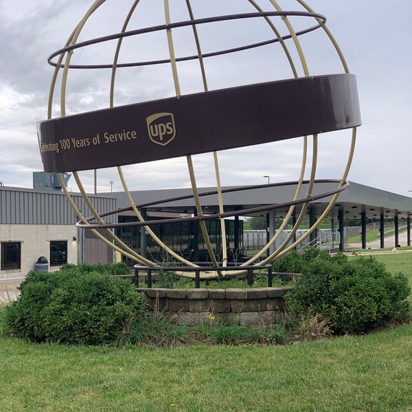 Photos at UPS Chicago Area Consolidation Hub - 11 tips