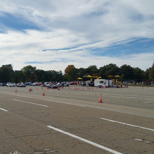 Photos at North Park Swimming Pool - 5 tips from 396 visitors