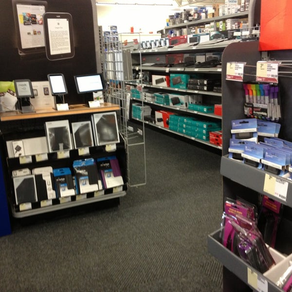 Staples - 290 Turner Street