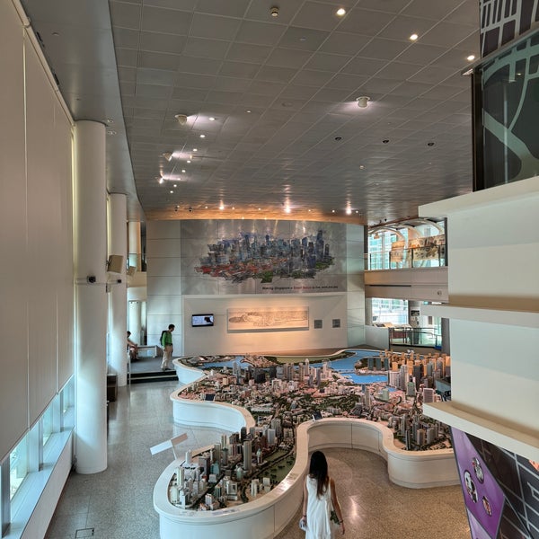 The URA Centre - Financial District - 19 tips