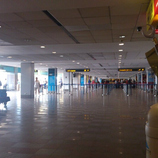 Nadi International Airport (NAN) - Airport