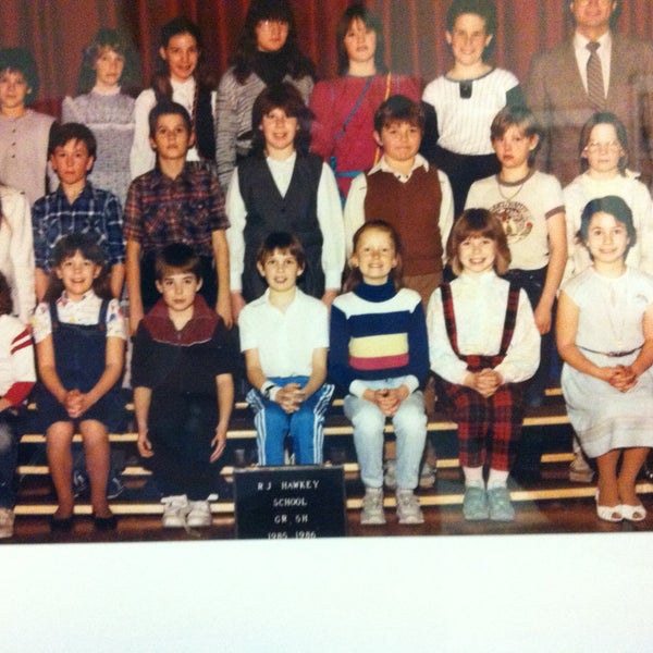 R.J. Hawkey Elementary School - Education in Airdrie