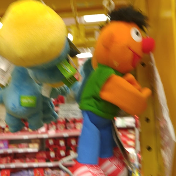 Travis Base Exchange (BX/AAFES) - Department Store in Fairfield