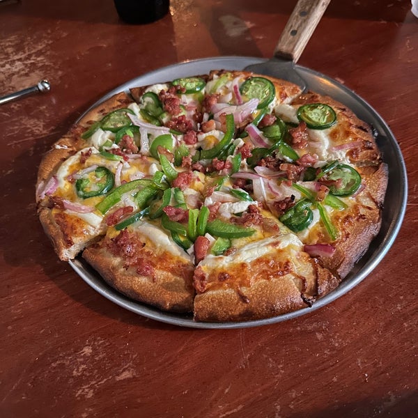 OZONE Pizza Pub - Pizzeria