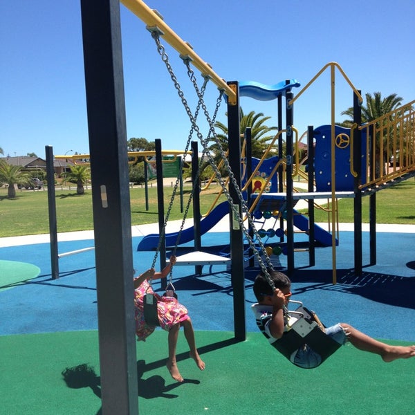 Montague Hillary Park