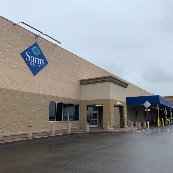 Sam's Club - 6200 W Kellogg Dr