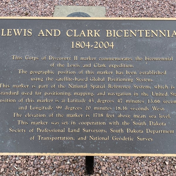 Photos at Dresbach Rest Area/MN Welcome Center - 3 tips