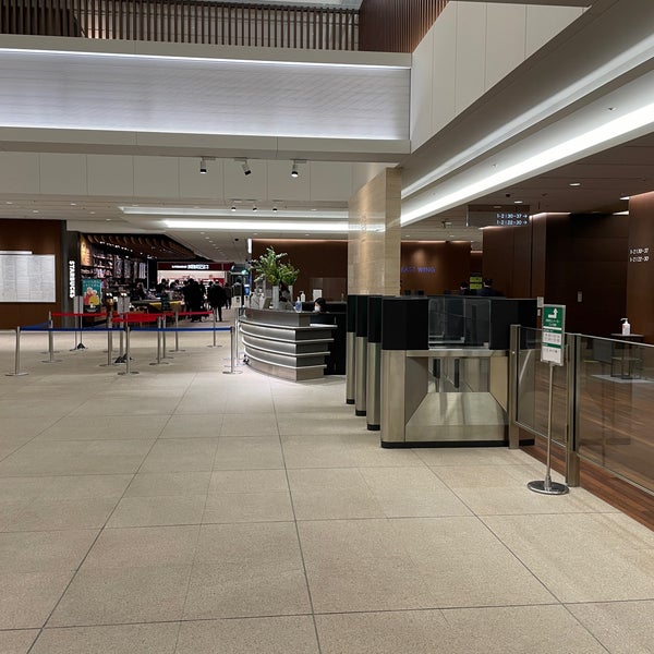 アーク森ビル (ARK MORI BUILDING) - 4 tips from 2533 visitors