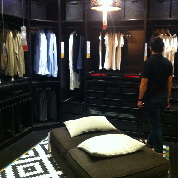 Endorse Distro - Tebet - 35 tips from 3521 visitors