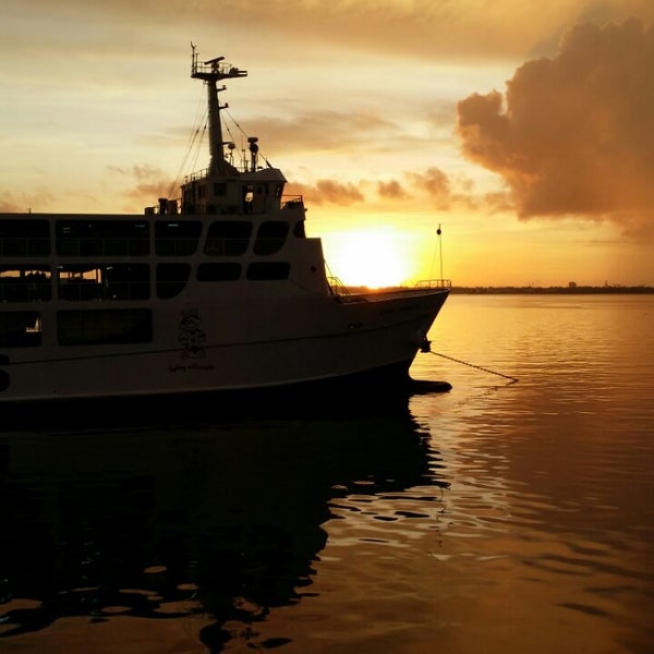 Photos at Pier 4 - Pier in Cebu City