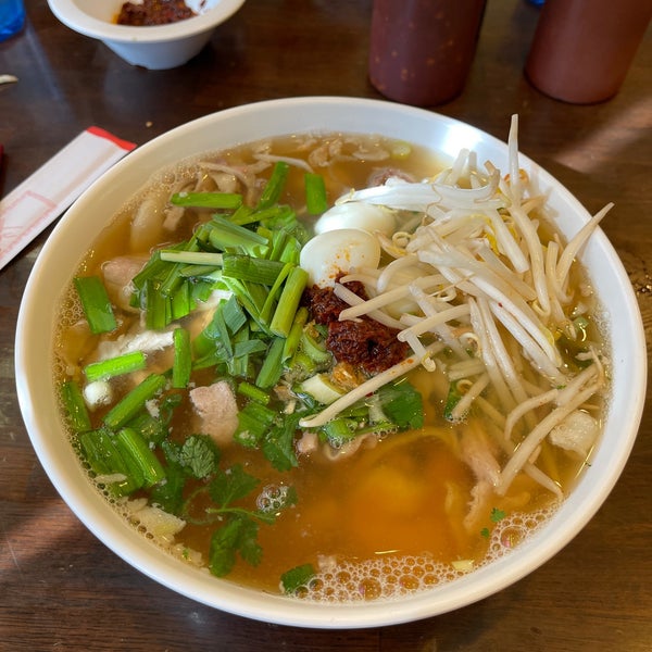 Phnom Penh Noodle Shack - Cambodian Restaurant in Central Long Beach