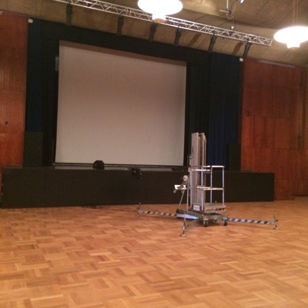 Samfunnssalen Arrangement-og Møtesenter (Now Closed) - Sentrum, Oslo