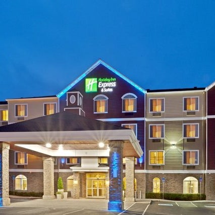 Holiday Inn Express & Suites Seaside-Convention Center - Hotel in Seaside