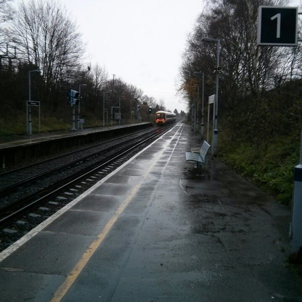 Falconwood Railway Station (FCN) - Rail Station in Welling