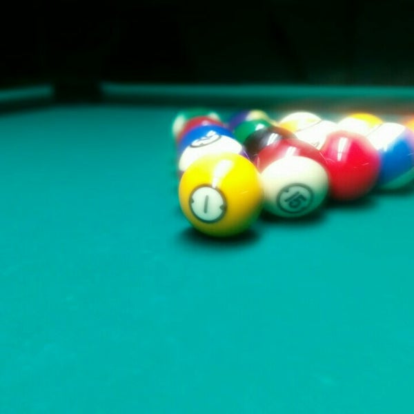 Chris's Billiards - Jefferson Park - 4637 N Milwaukee Ave