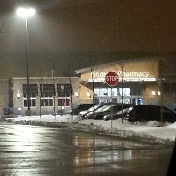 Photos at Walmart Supercenter - Big Box Store in Chicago