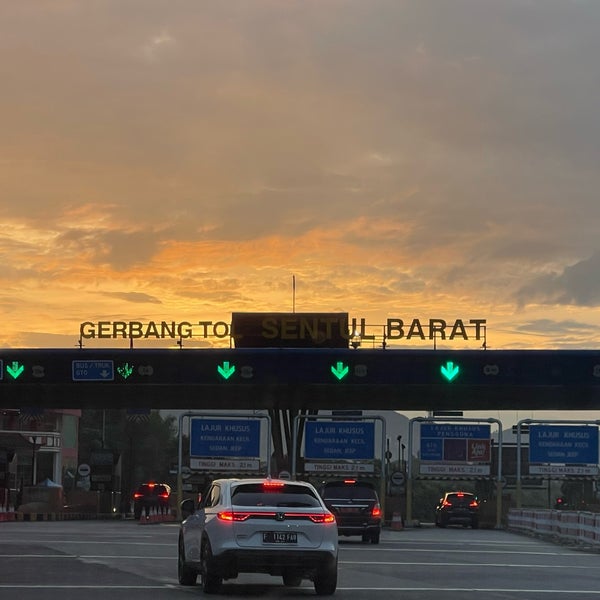 Gerbang Tol Sentul Barat - Jl. Tol Lingkar Luar Bogor
