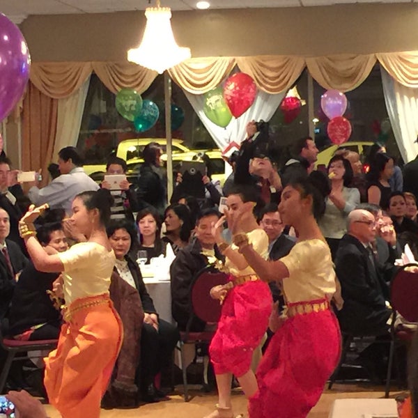 Tong Por - Dim Sum Restaurant in Montreal