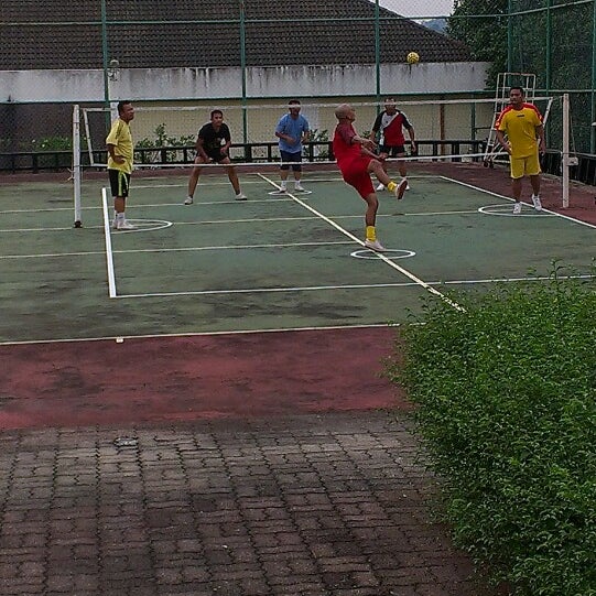 sepak takraw court