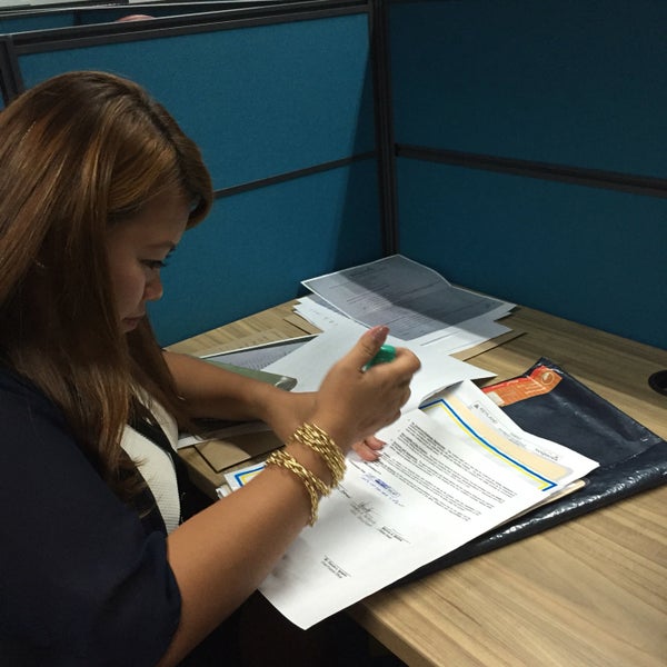 Keyland Center - San Lorenzo - 143 Dela Rosa St, Legaspi Village