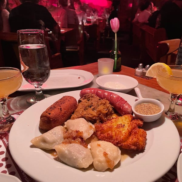 Café Stash - Polish Restaurant in Vieux-Montréal