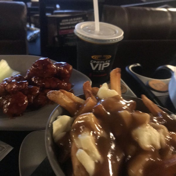 Cineplex Vip Don Mills